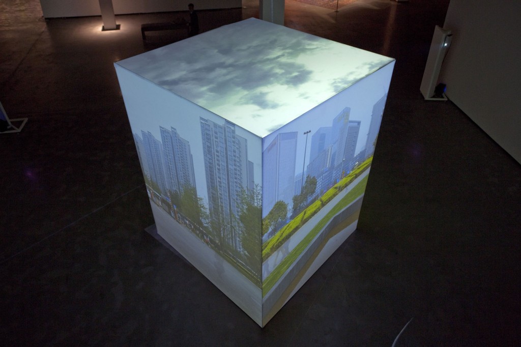 Transparent Room – M i c h a e l P i n s k y